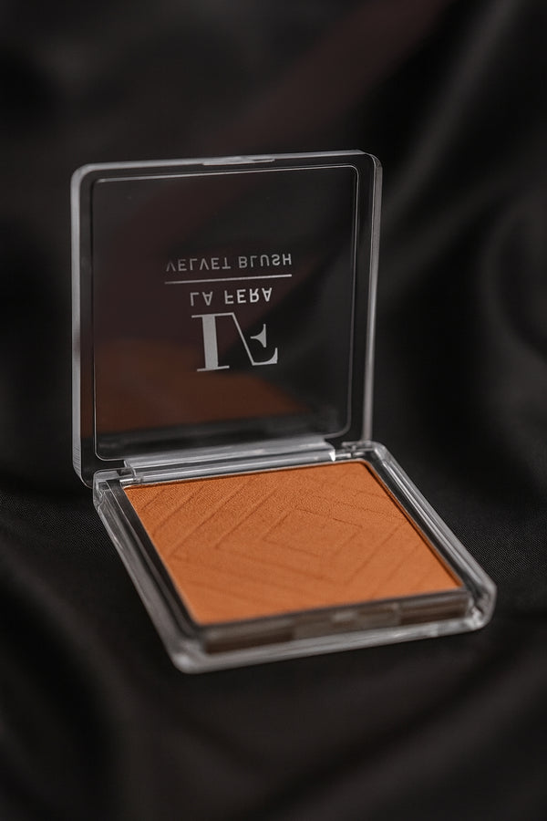 LA FERA VELVET BLUSH – Haytam Parfumerie